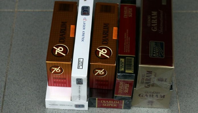 Bungkus Rokok dan Gambar Yang Tak Membuat Takut - Komunitas Kretek