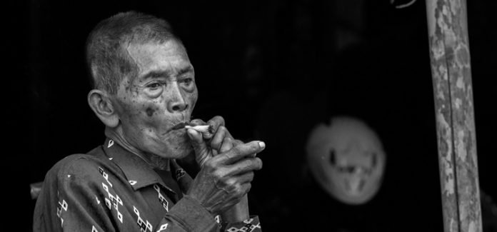 Rokok Bukan Narkoba! Jadi Berhenti Mengaitkannya! - Komunitas Kretek