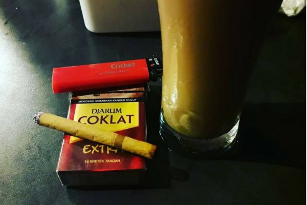 Ketika Rokok Menyelamatkan Hidup Seseorang - Komunitas Kretek