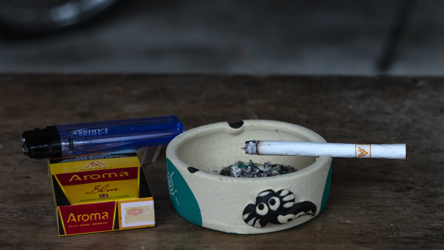 Review Rokok Aroma Slim, SKT Ramping Sensasi Mild - Komunitas Kretek