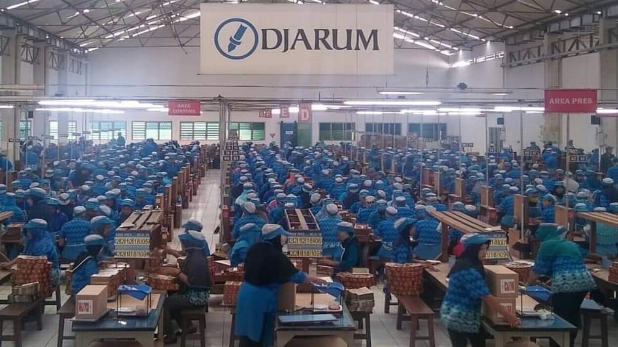 Pabrik Rokok di Kudus Tunaikan THR Lebih Awal, Bukti Taat Asas ...