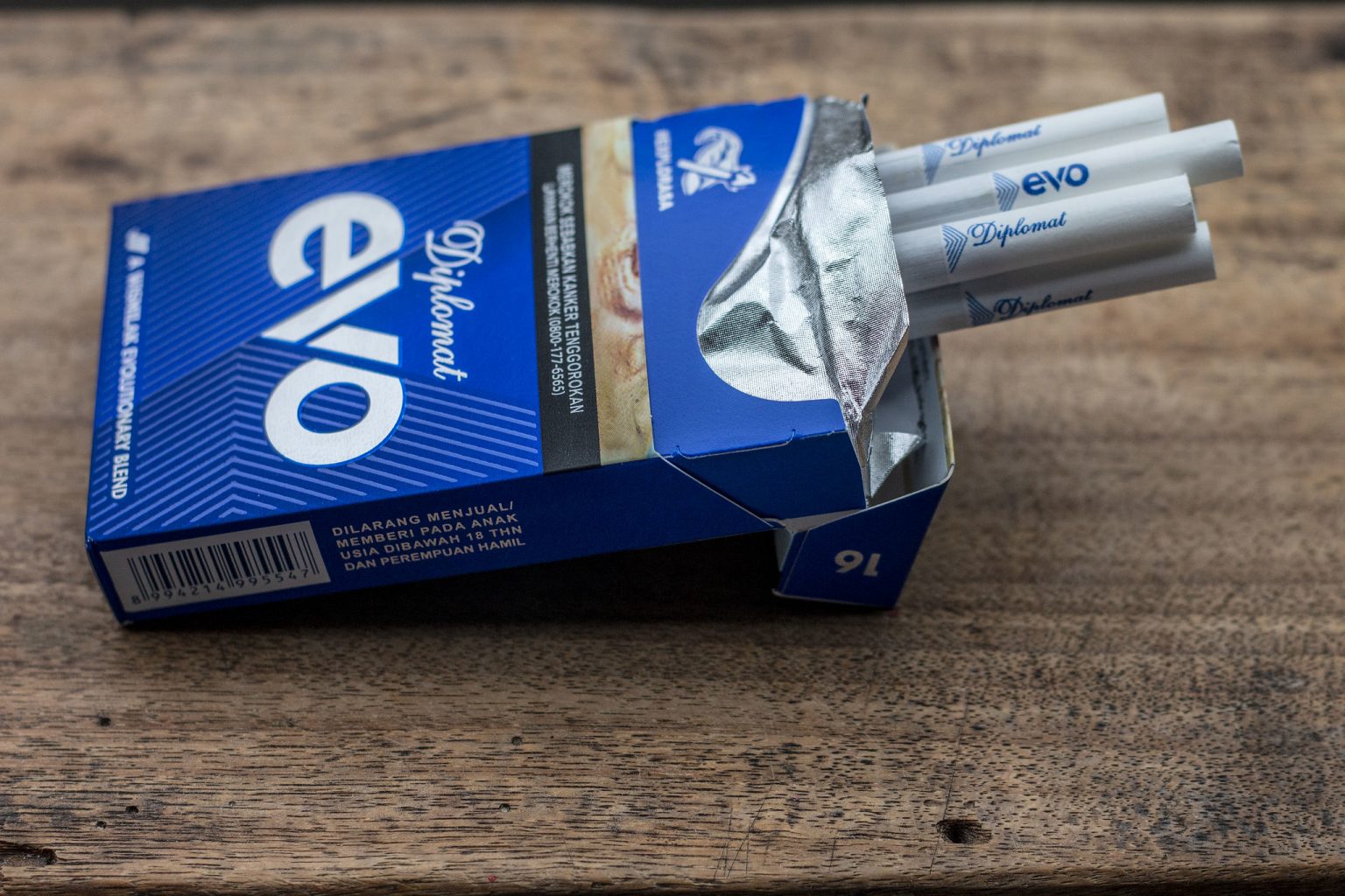 Review Rokok Evo, Inovasi Menghadapi Turbulensi - Komunitas Kretek