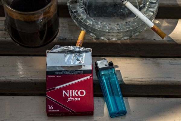 Benarkah Rokok Ultra Mild adalah Pengganti U-Mild? - Komunitas Kretek