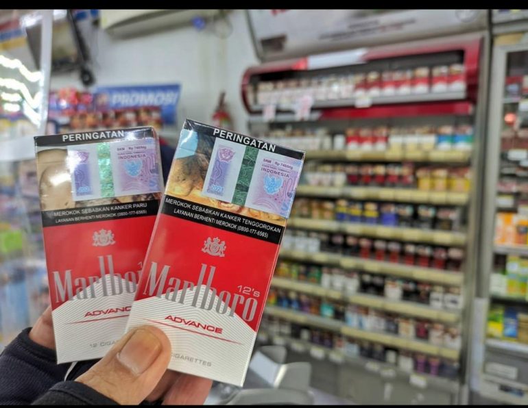 Mengenal Legenda Rokok Marlboro Merah - Komunitas Kretek