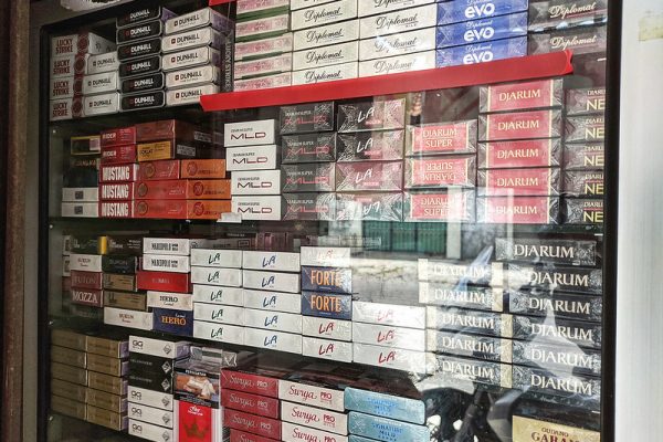 Rokok Klembak Menyan dan ‘Ritual’ Inisiasi di Urutsewu - Komunitas Kretek