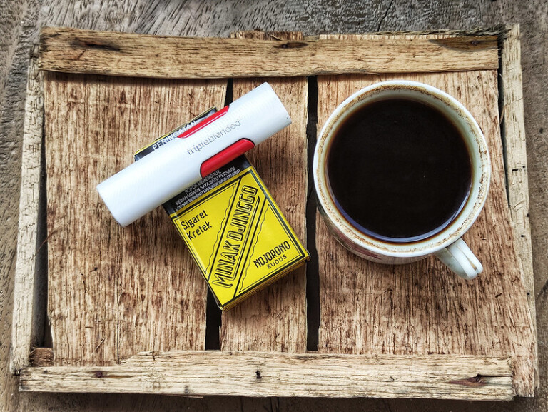 3 Merek Favorit Rokok Nelayan - Komunitas Kretek