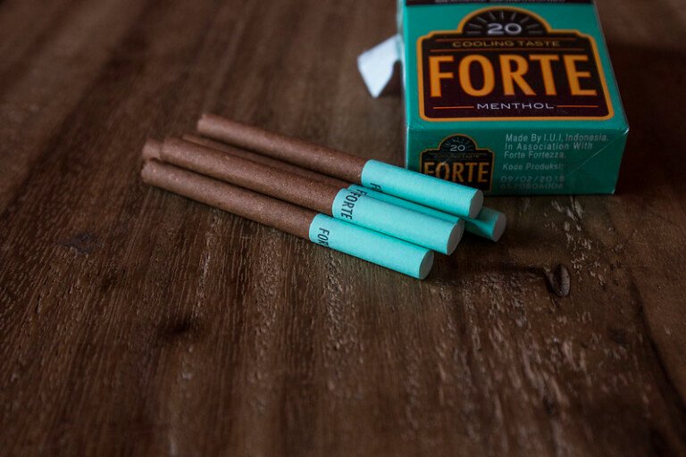 Rekomendasi Rokok Murah Isi 20 Batang - Komunitas Kretek
